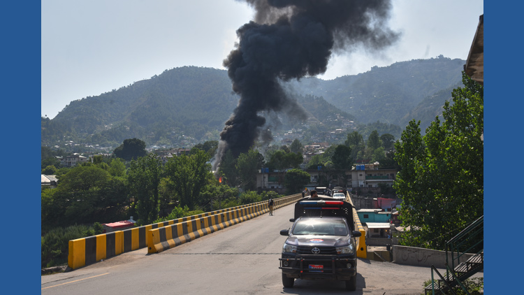Pakistan army helicopter crashes in Kashmir due to technical fault ...