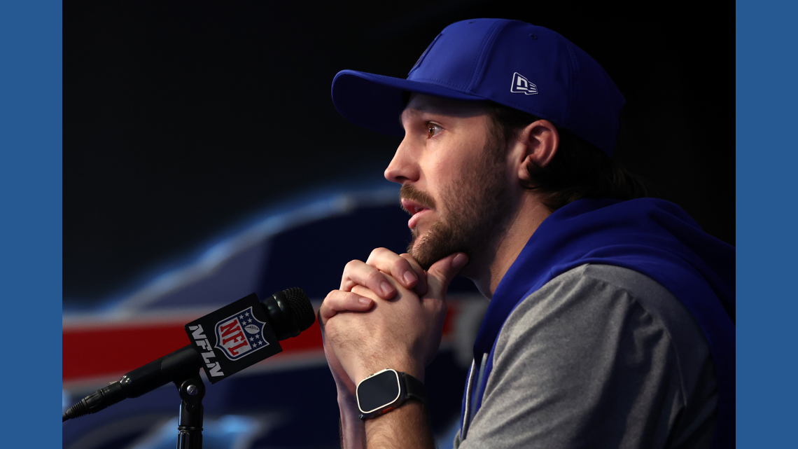Bills QB Josh Allen says he had surgery for broken bone in right foot ...