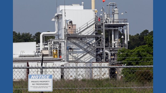 US says chemical maker Chemours to pay $450M to settle 'forever ...