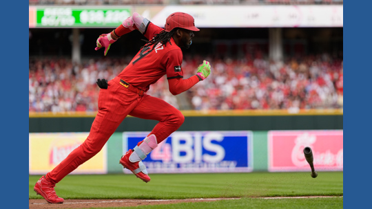 Reds shortstop Elly De La Cruz expected to return Tuesday from IL ...