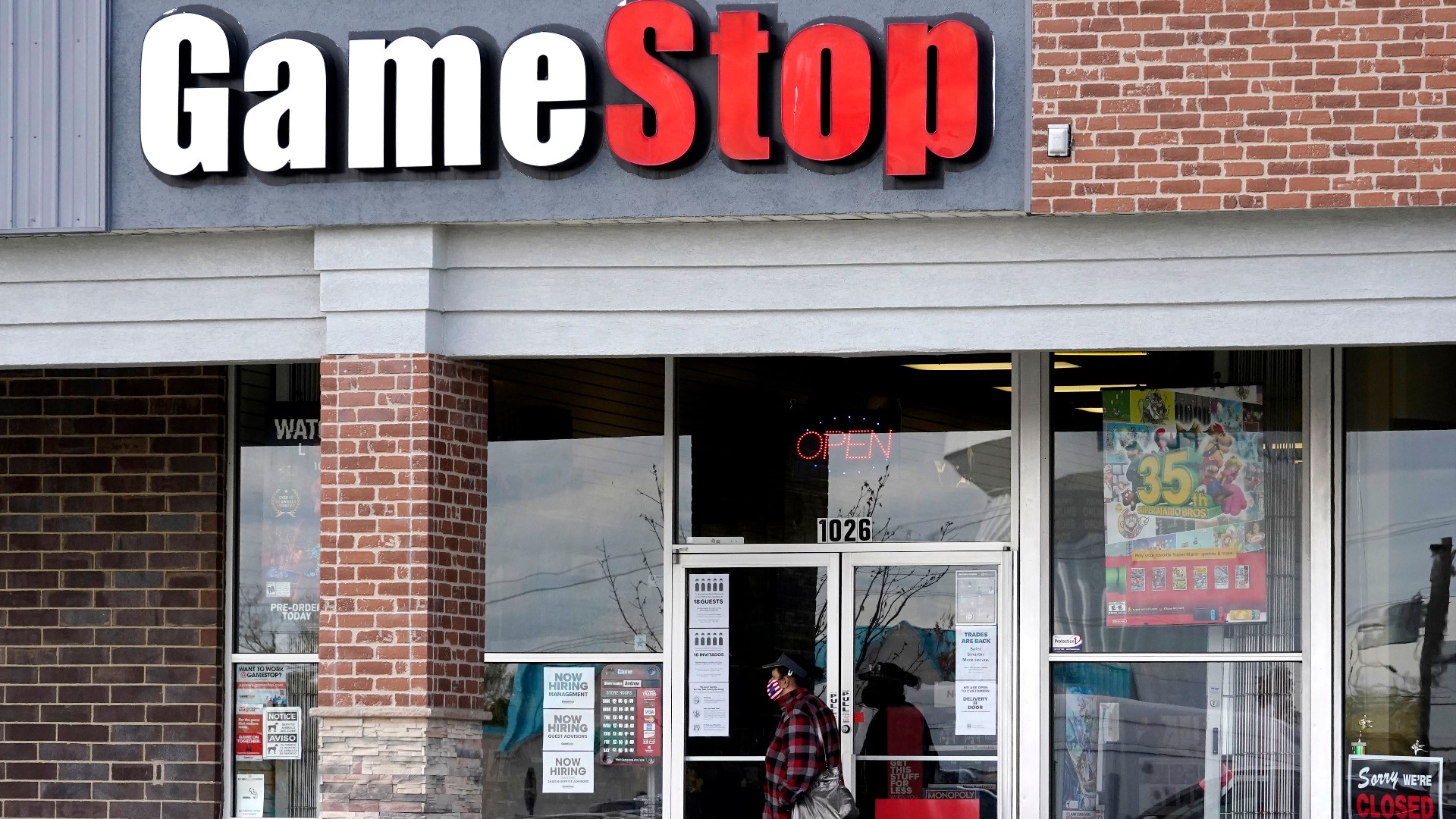 How to file a claim for the GameStop class action suit | king5.com