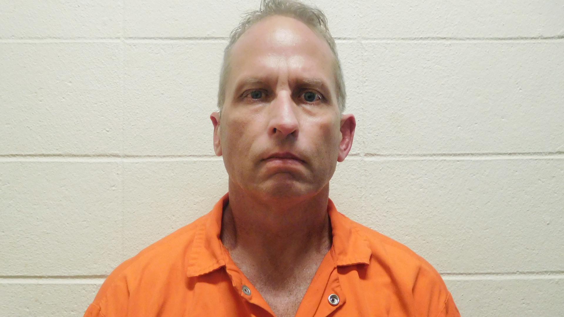 Inmates see an unlikely ally as they seek pardons: Trump | king5.com