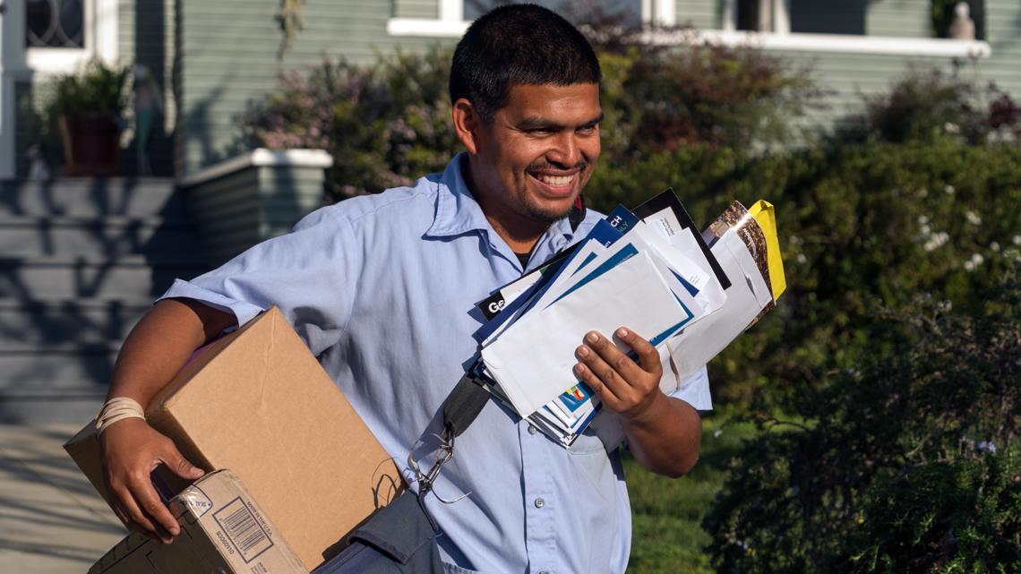US added 818,000 fewer jobs in 2023 than first reported | king5.com