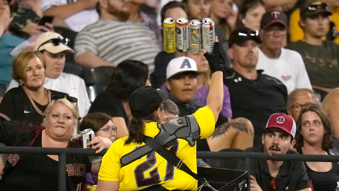 Major League Baseball extend beer sales to 8th inning | king5.com