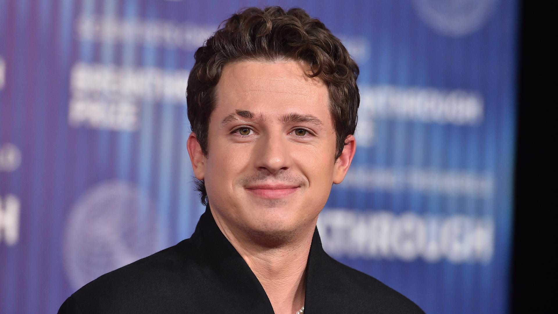 Who is singing the national anthem at Super Bowl 60? | king5.com