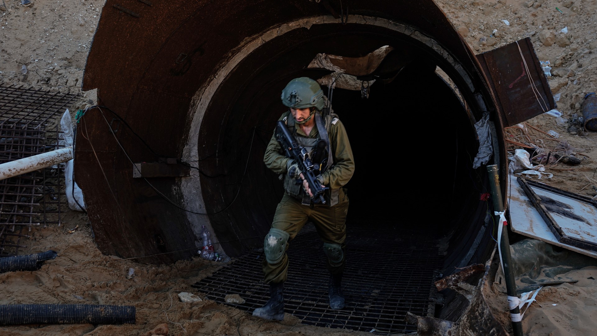 Israel-Hamas war: US defense secretary to push more targeted plan ...