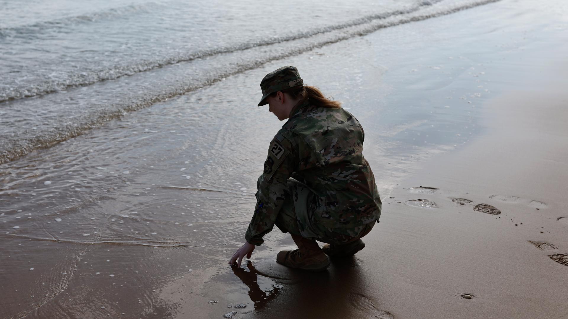 D-Day 80th anniversary: World War II veterans return to Normandy ...