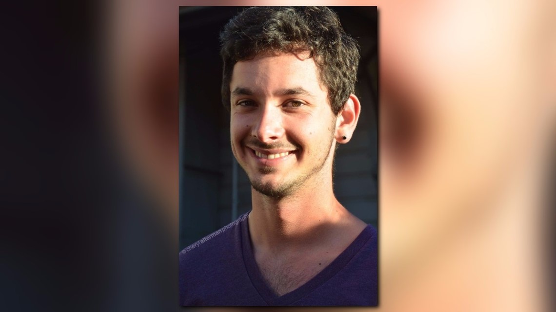 Body of Oregon hiker missing since 2016 found on Mt. Jefferson | king5.com
