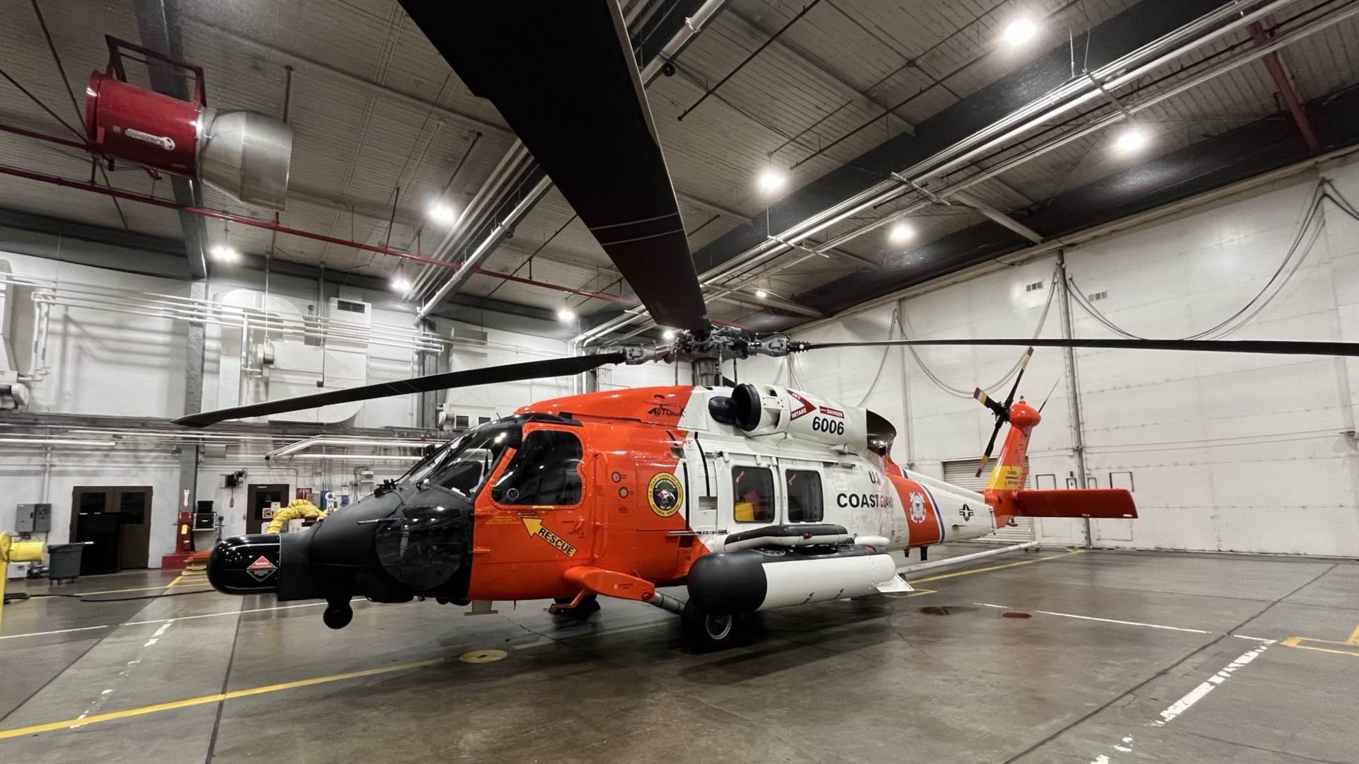 Five people near Grays River rescued by Coast Guard | king5.com