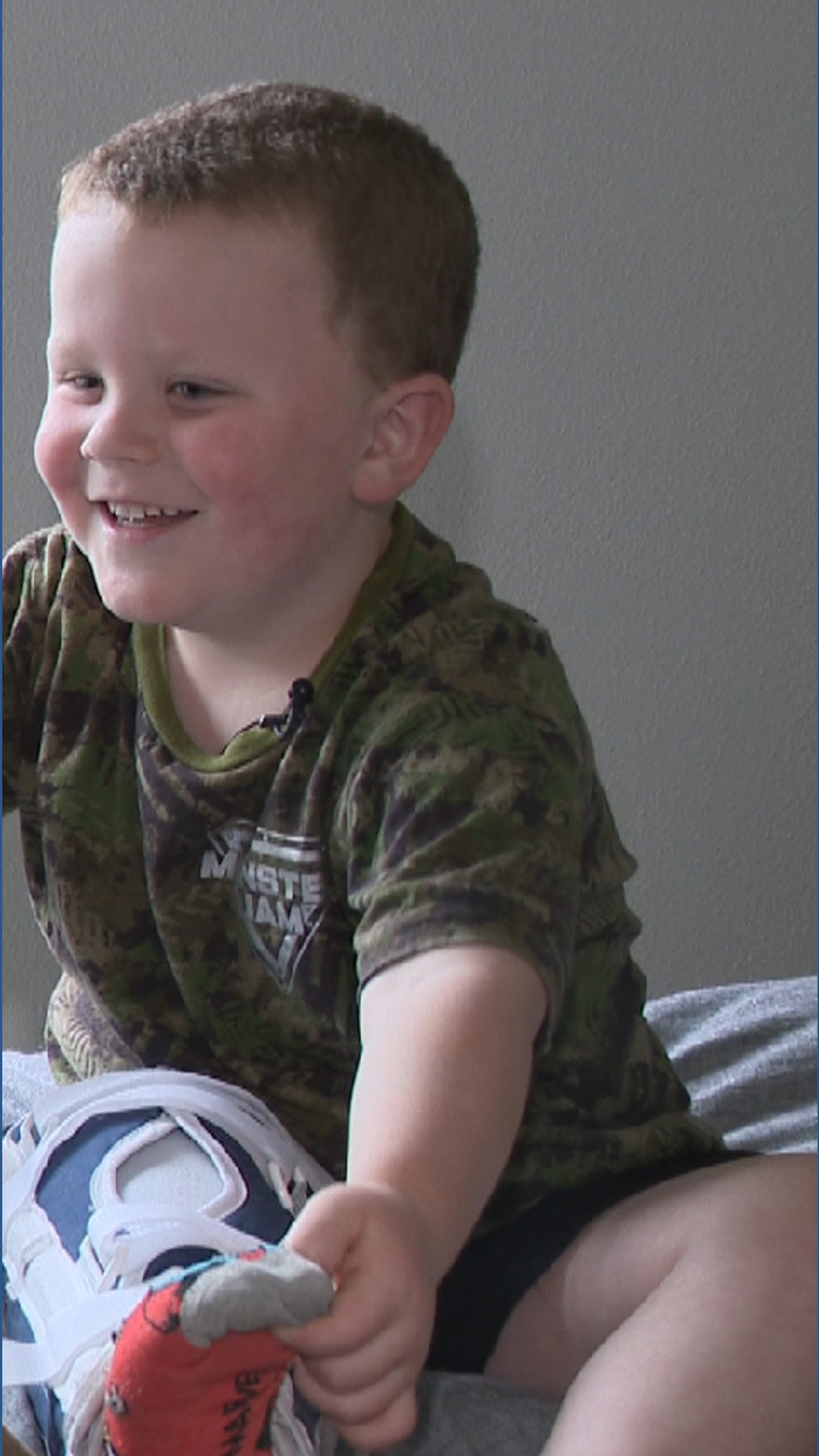 Young Oregon boy recovering after falling through window screen at new ...