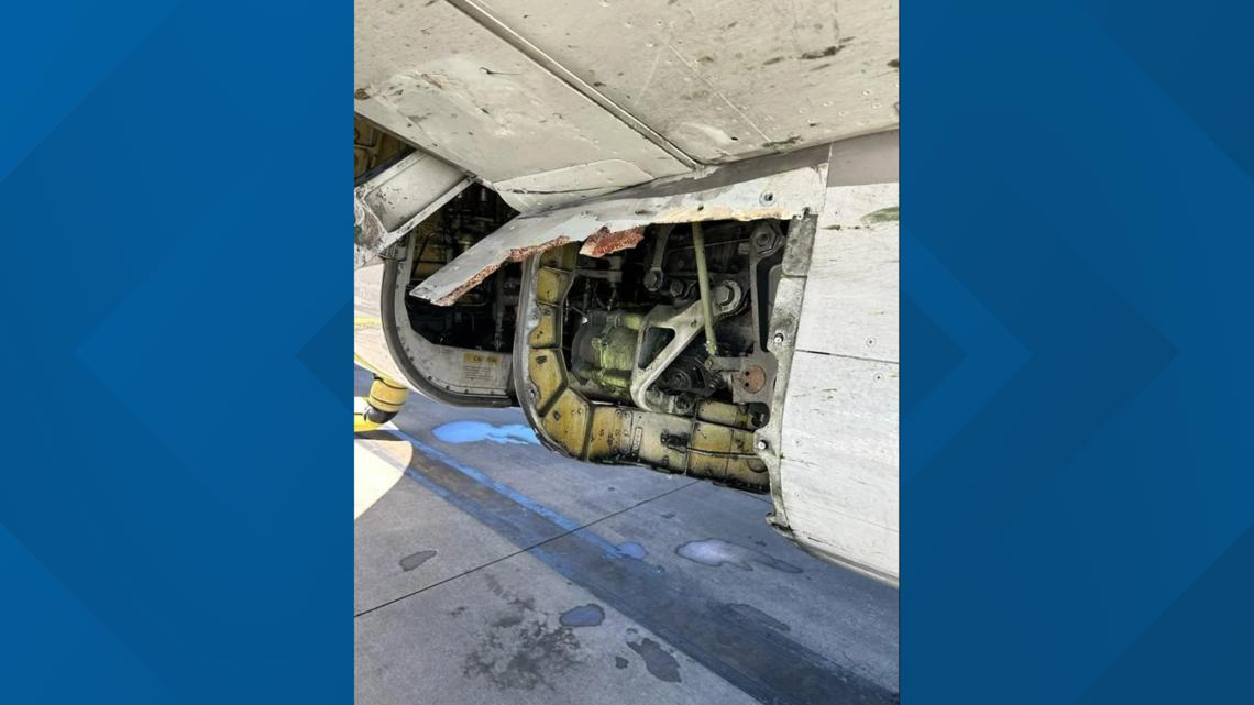 Boeing plane found to have missing panel after flight | king5.com