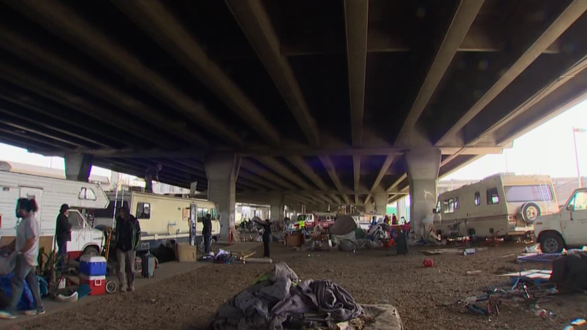 City begins RV & homeless camp removal under West Seattle bridge ...