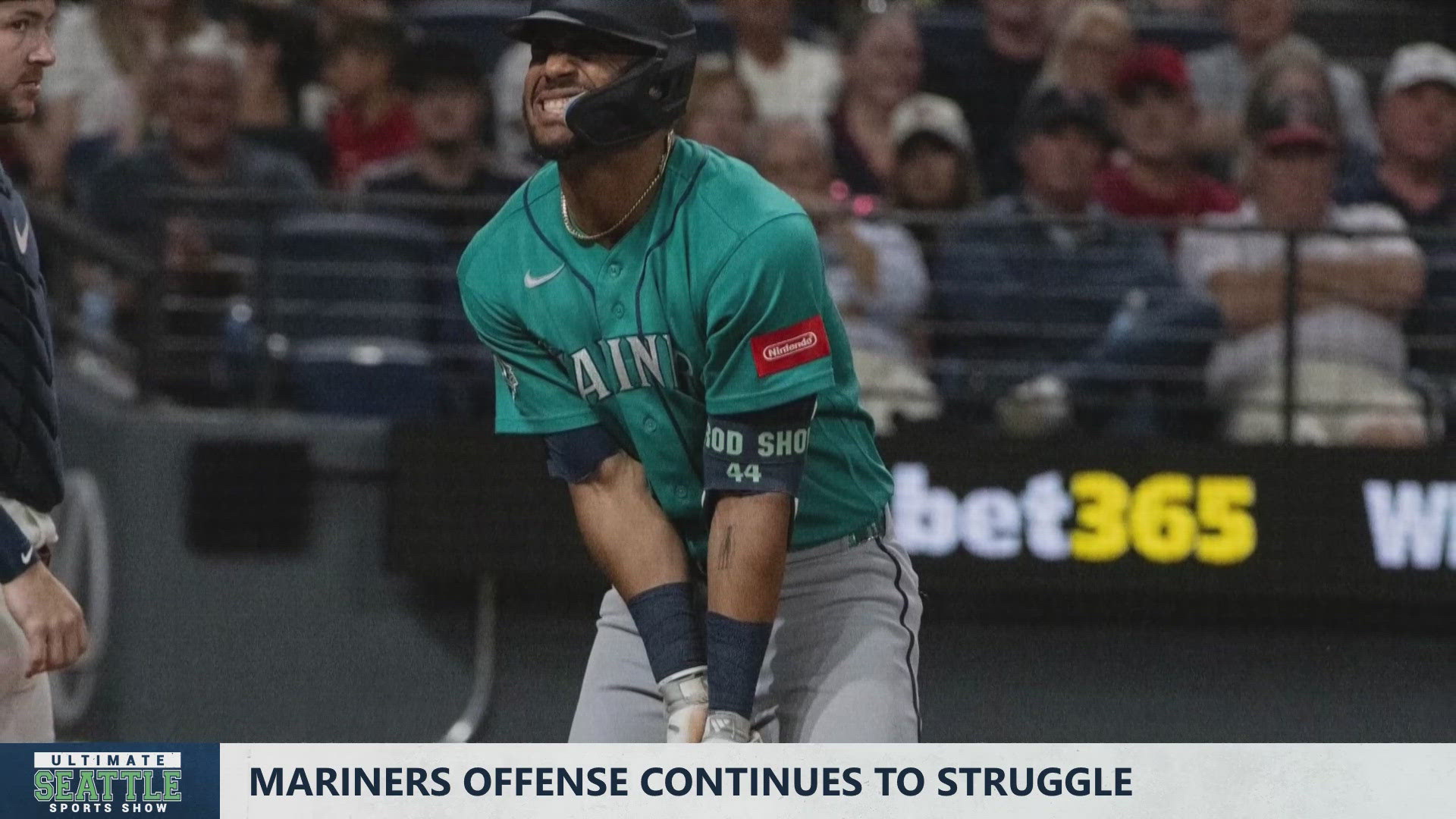 Mariners fall out of first place with another rough road trip ...