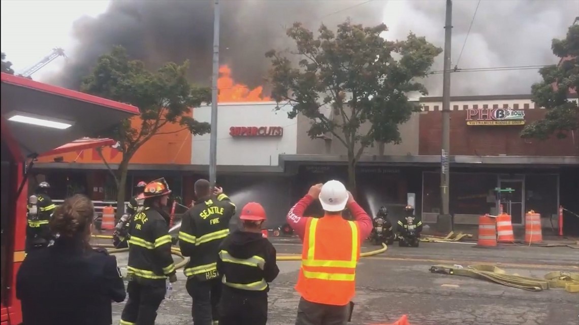 Crews responding to fire at Seattle neighborhood strip mall | king5.com