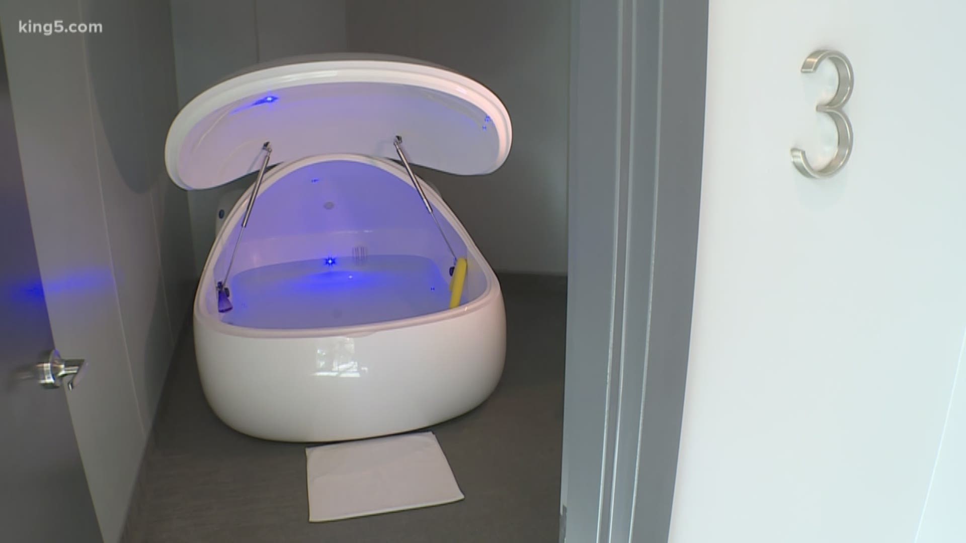 Float therapy helping kids with autism | king5.com