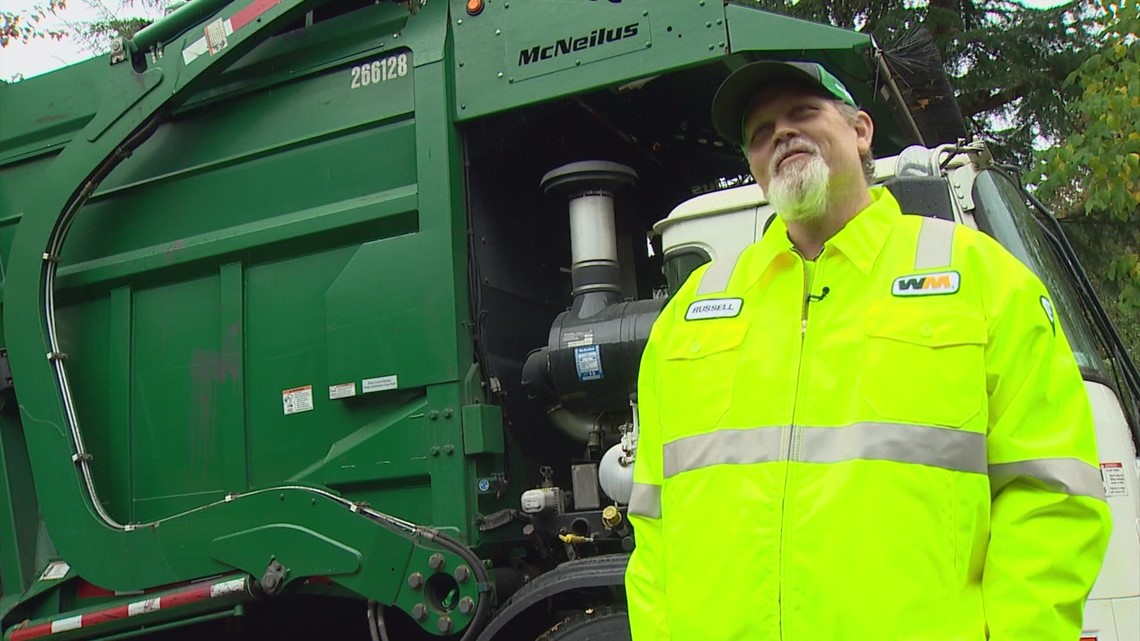 Garbage truck driver saves Seattle man's life | king5.com