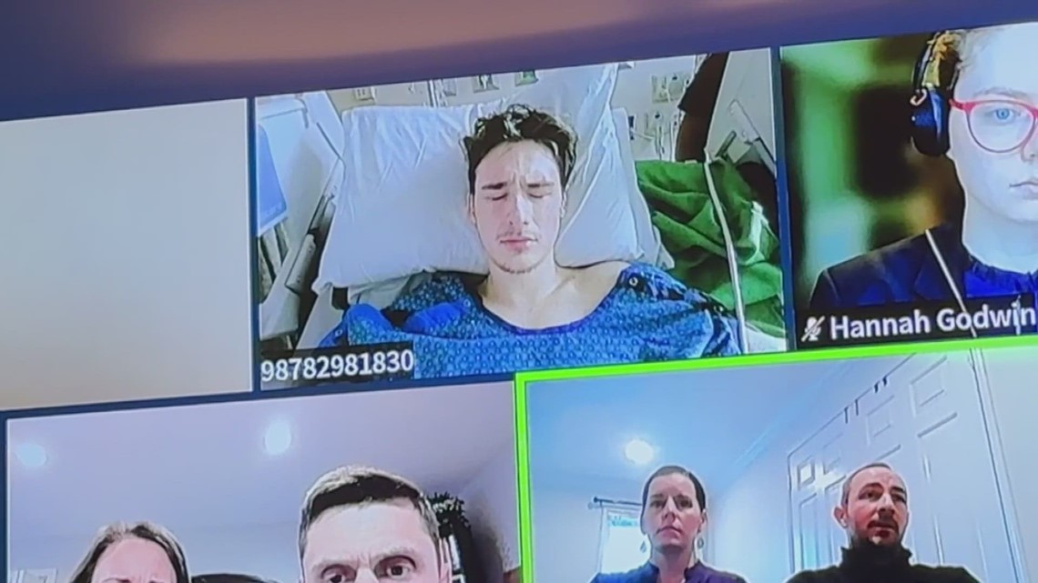 Suspect in Renton crash that killed 4 pleads not guilty | king5.com