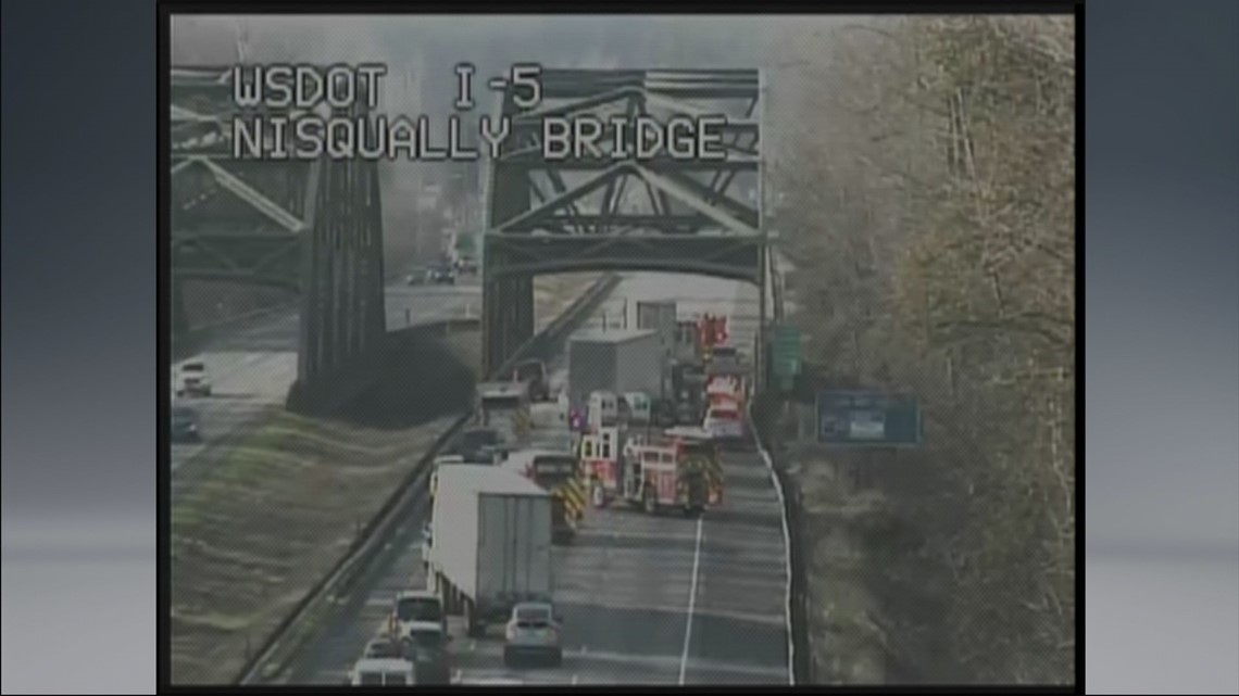 SB I-5 back open after triple semi crash at Nisqually River Bridge ...