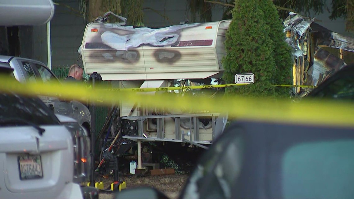 Man killed in fire at Smokey Point RV park in Arlington | king5.com
