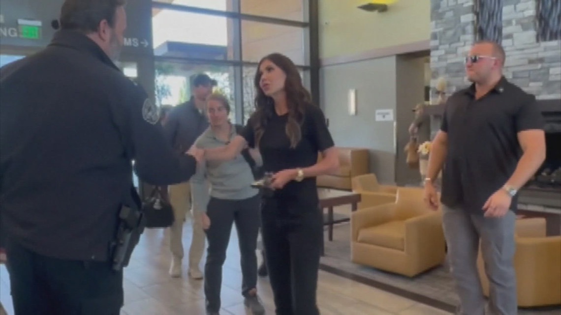 Kristi Noem makes surprise visit to Portland | king5.com