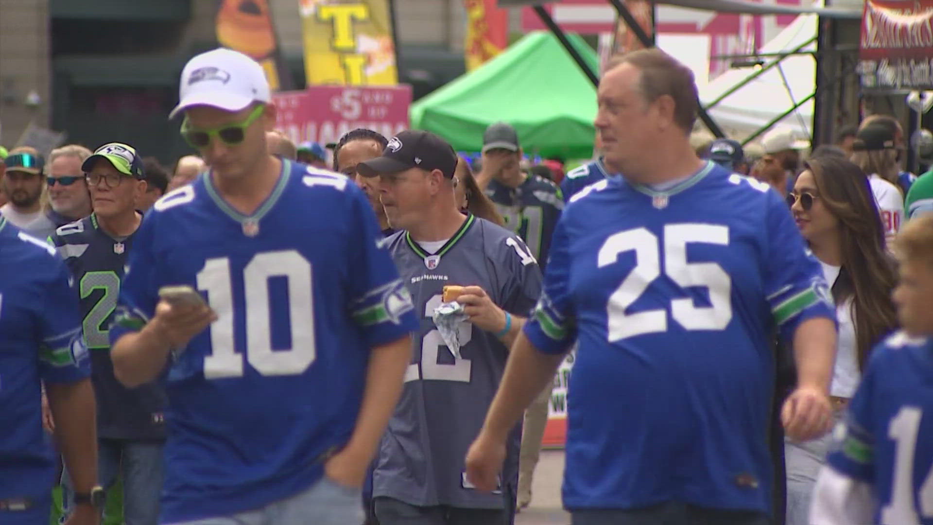 Seattle fans outnumber 49ers supporters in Lumen Field opener | king5.com
