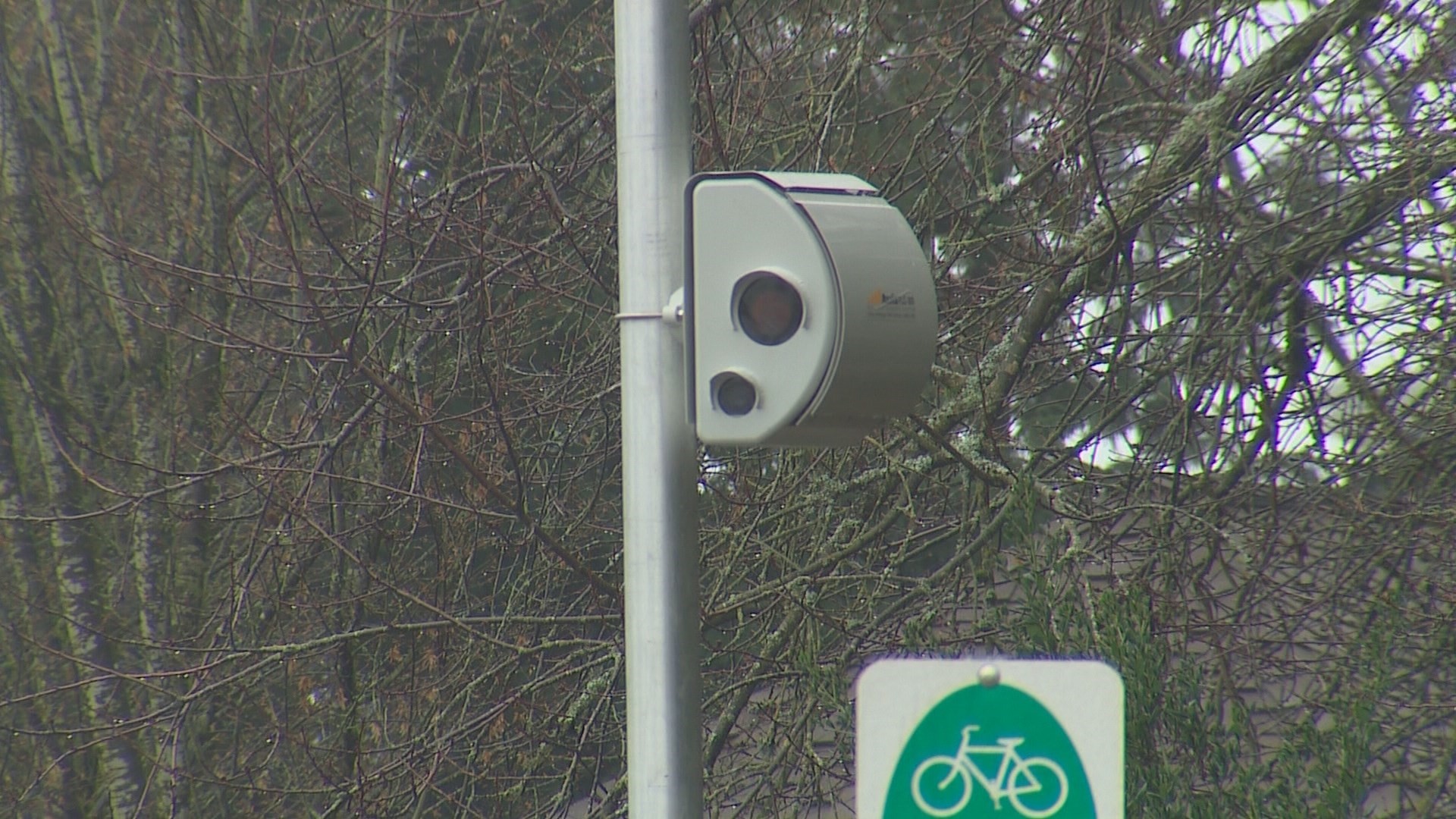 Bellevue red light, speed cameras fine drivers $7.6 million | king5.com