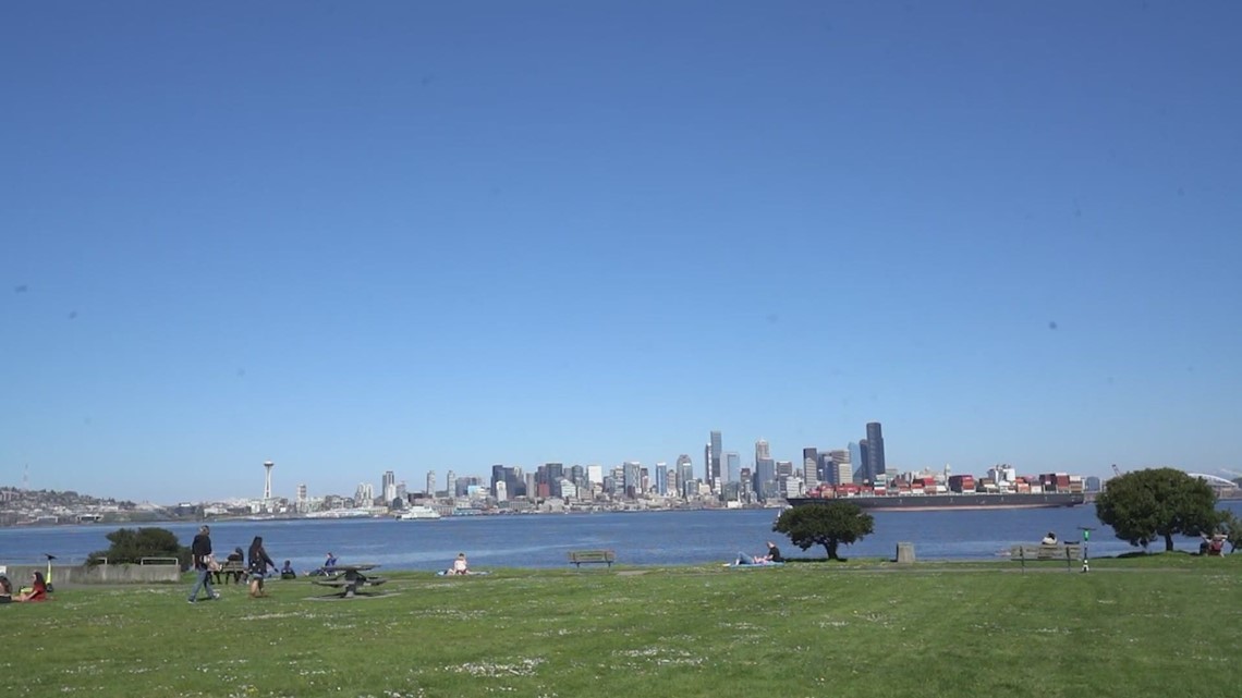 People flock outdoors in western Washington, as officials warn of ...