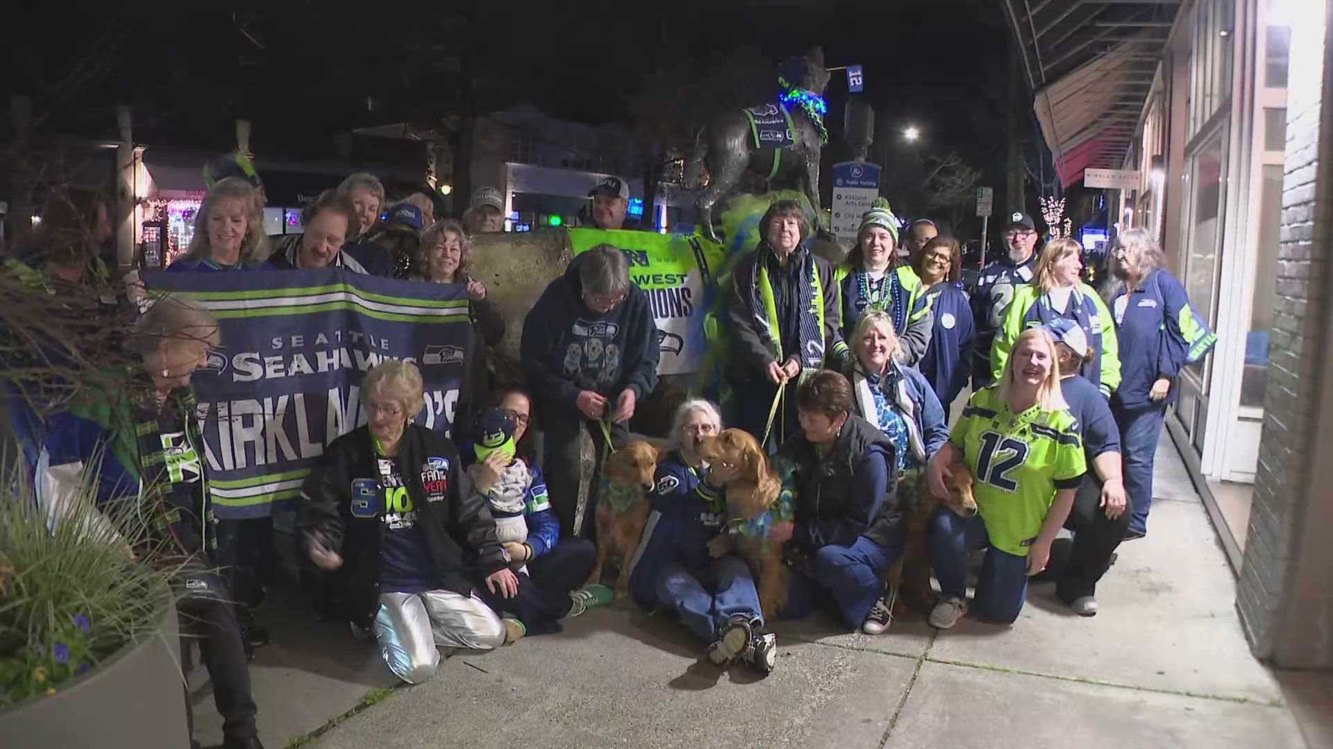 Seahawks QB Sam Darnold injures oblique in practice but is confident he ...