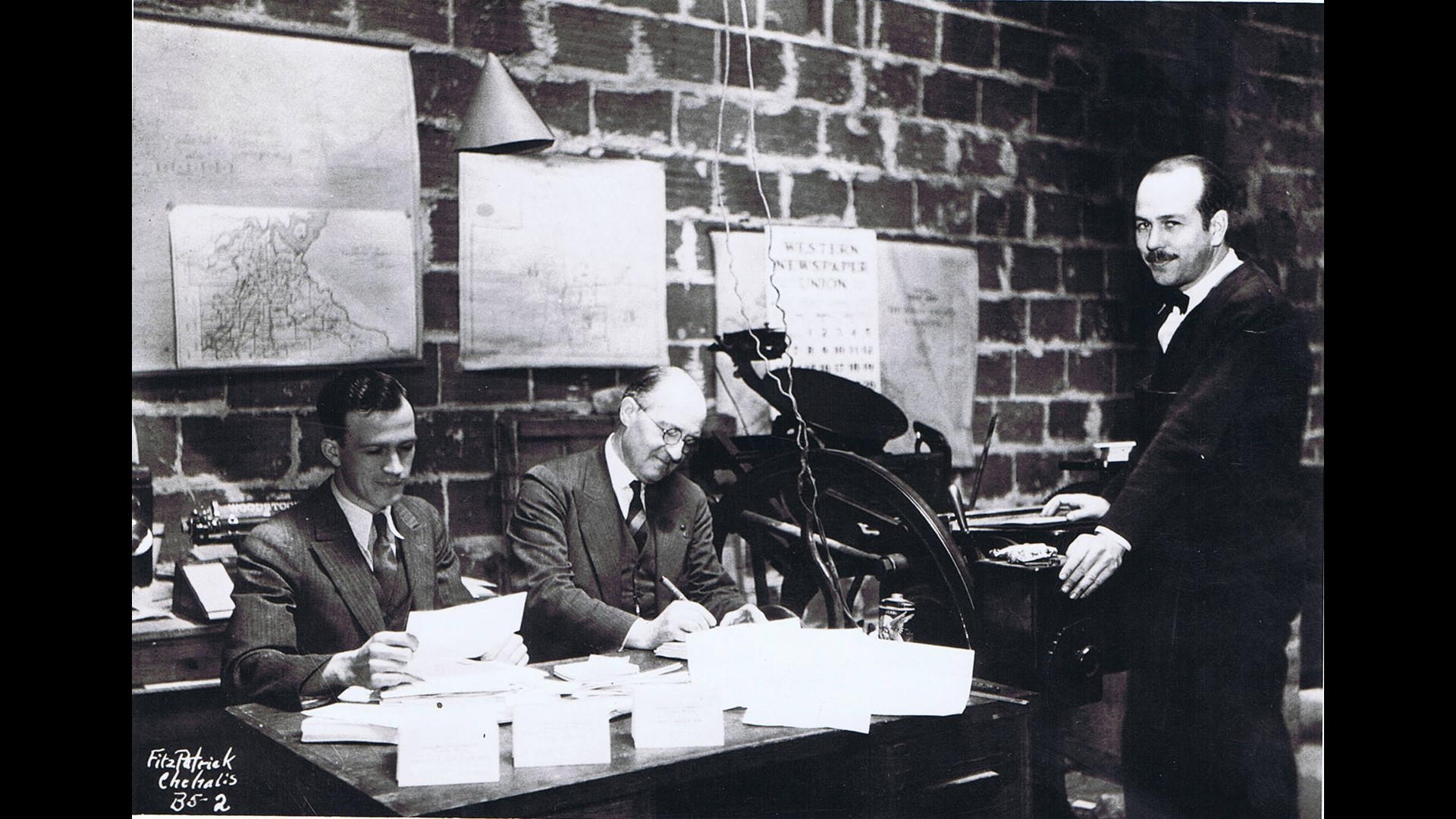 Why Tenino is still printing wooden money | king5.com