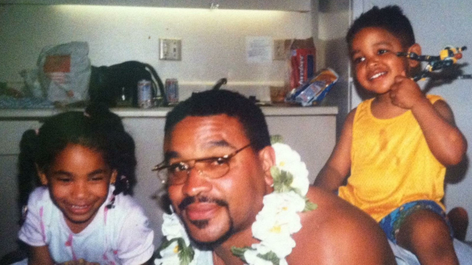 Family of Rod Jones: Head trauma led to former Husky football star's ...