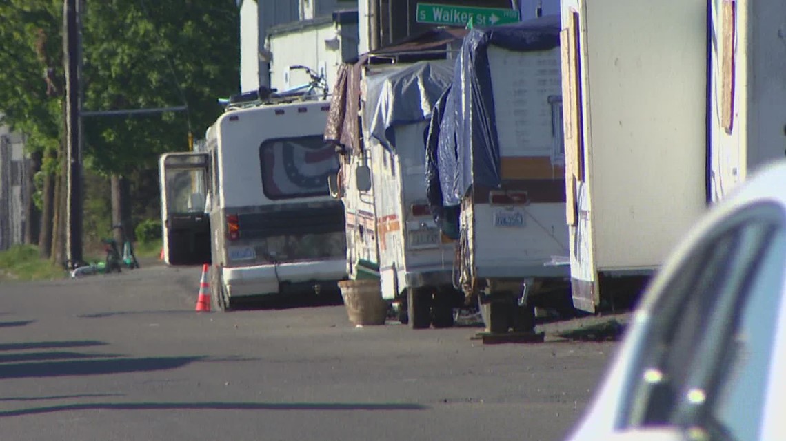 Seattle mayor reveals action plan to combat homeless crisis | king5.com