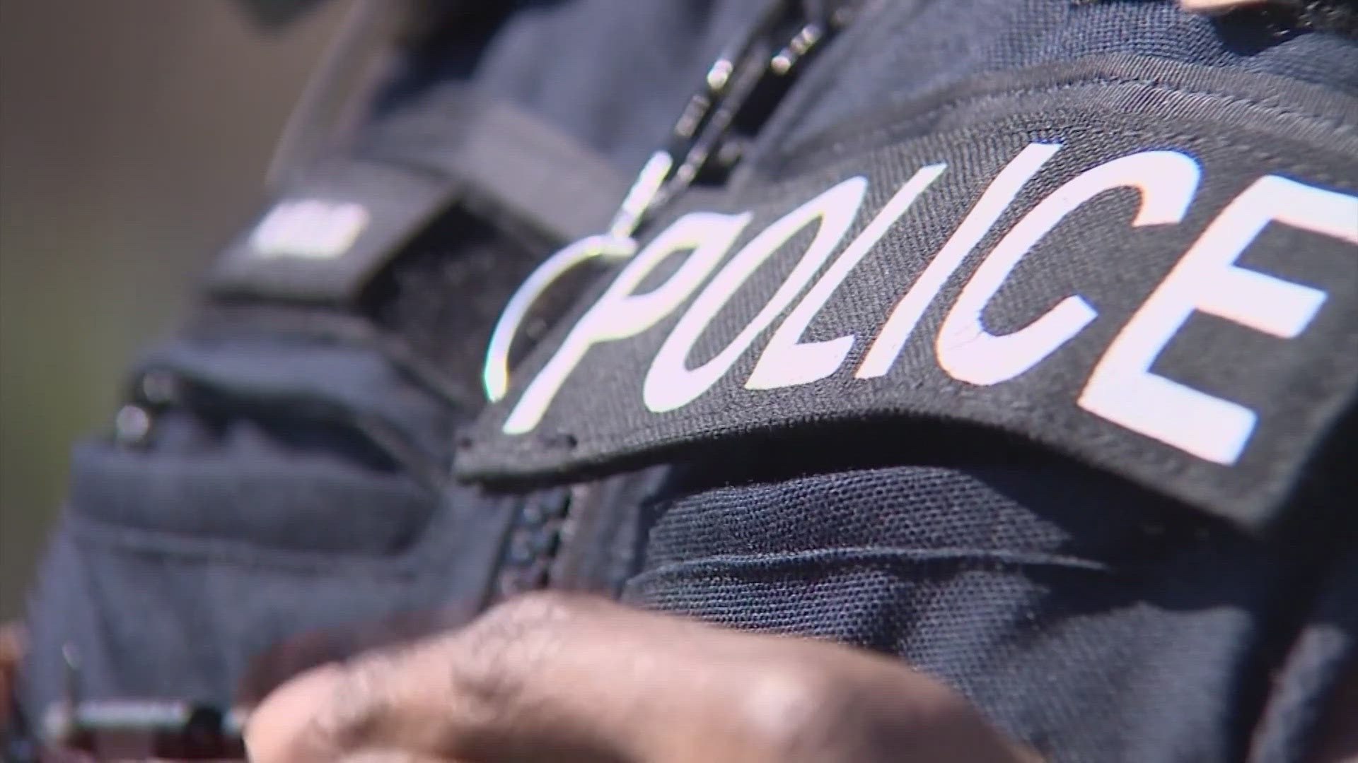 Seattle PD officers file discrimination lawsuits | king5.com