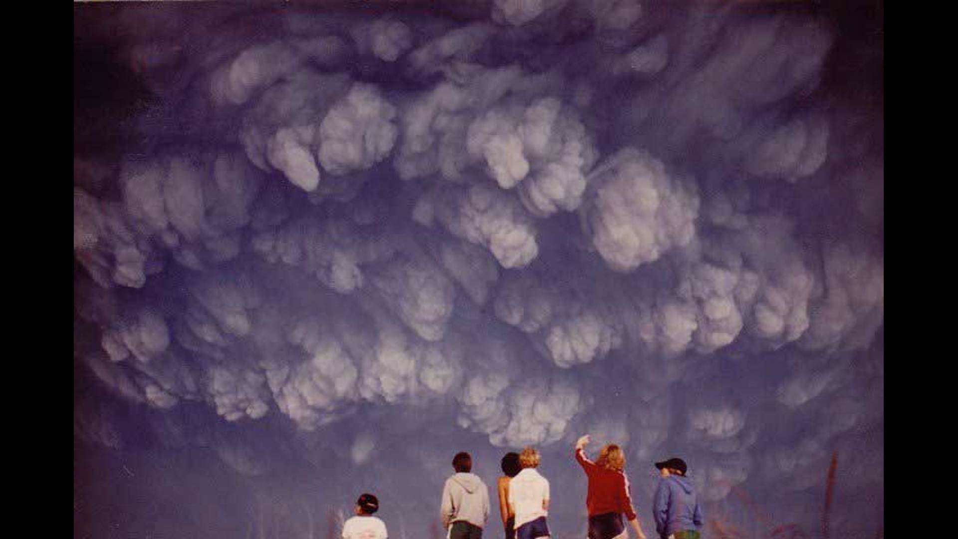 Ash from 1980 Mount St. Helens eruption seen from Vantage | king5.com