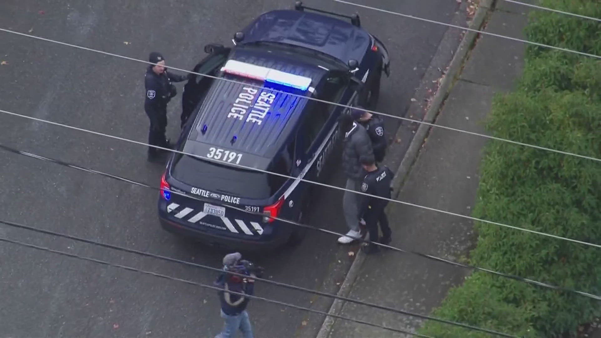 NASA Curiosity rover finds rare molecules on Mars that could be clues ...