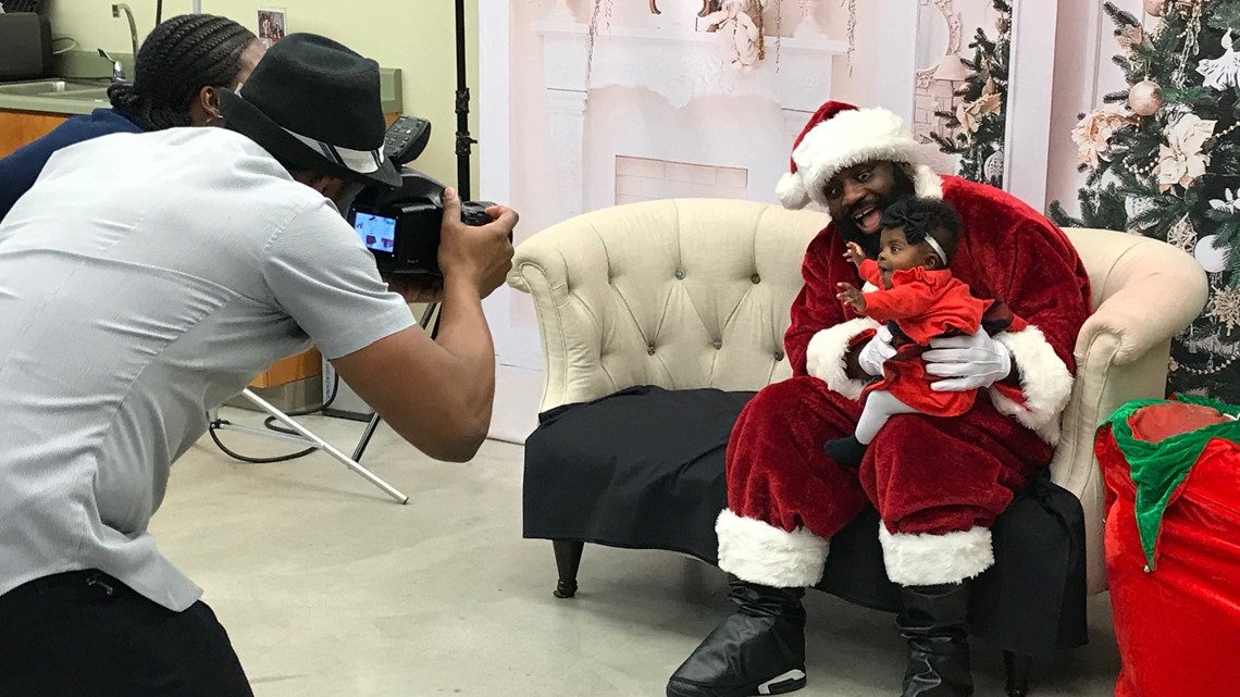 Santa brings smiles to the Northwest African American Museum | king5.com