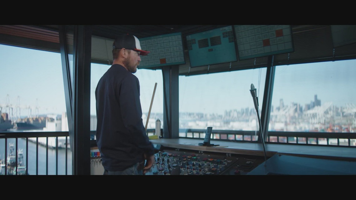 Inside Seattle’s bridge towers: Meet the operators who keep the city ...