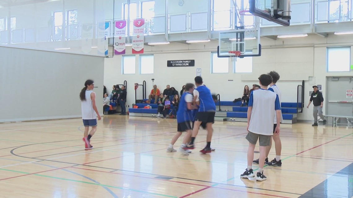 Mount Vernon basketball tournament honors son who died from fentanyl ...