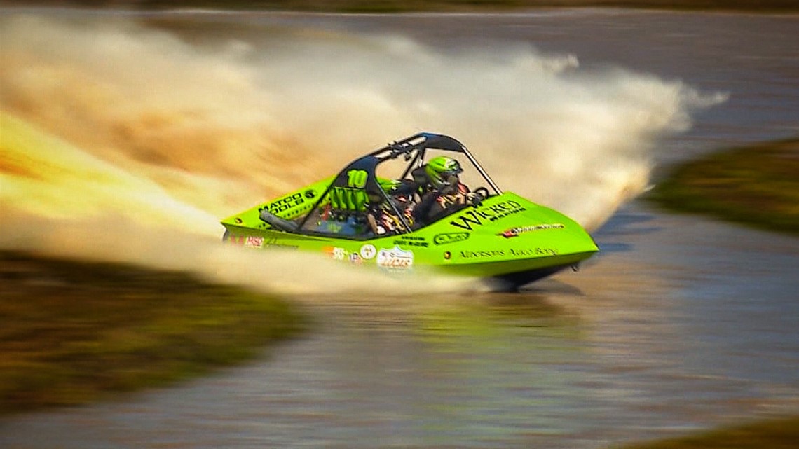 Father and daughter Sprint Boat Racing team win big in Port Angeles ...