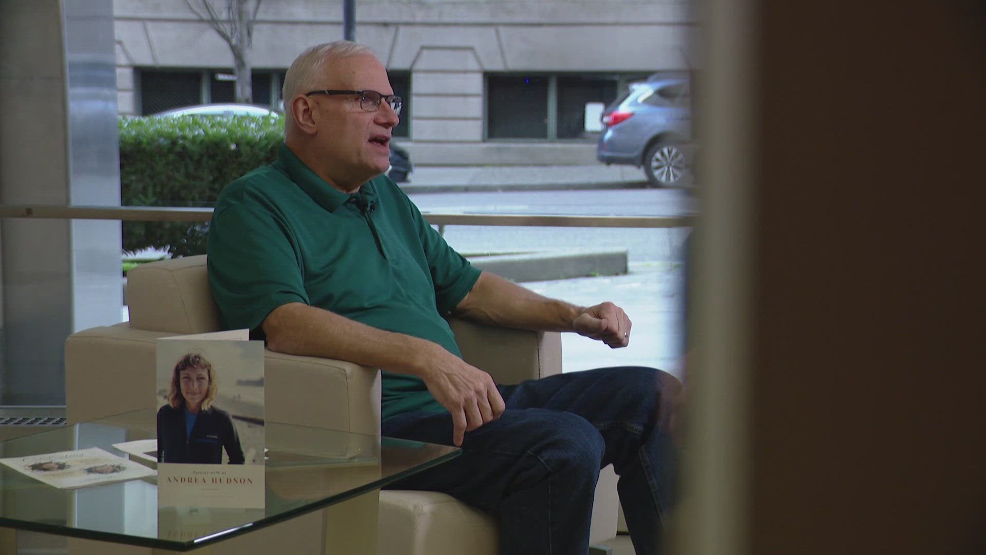 Giant troll unveiled in Lincoln Park in Seattle | king5.com