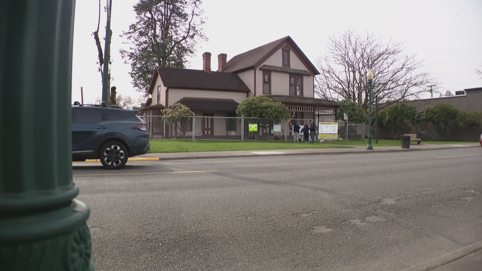 Some Sumner residents rally to save historic Ryan House from demolition ...