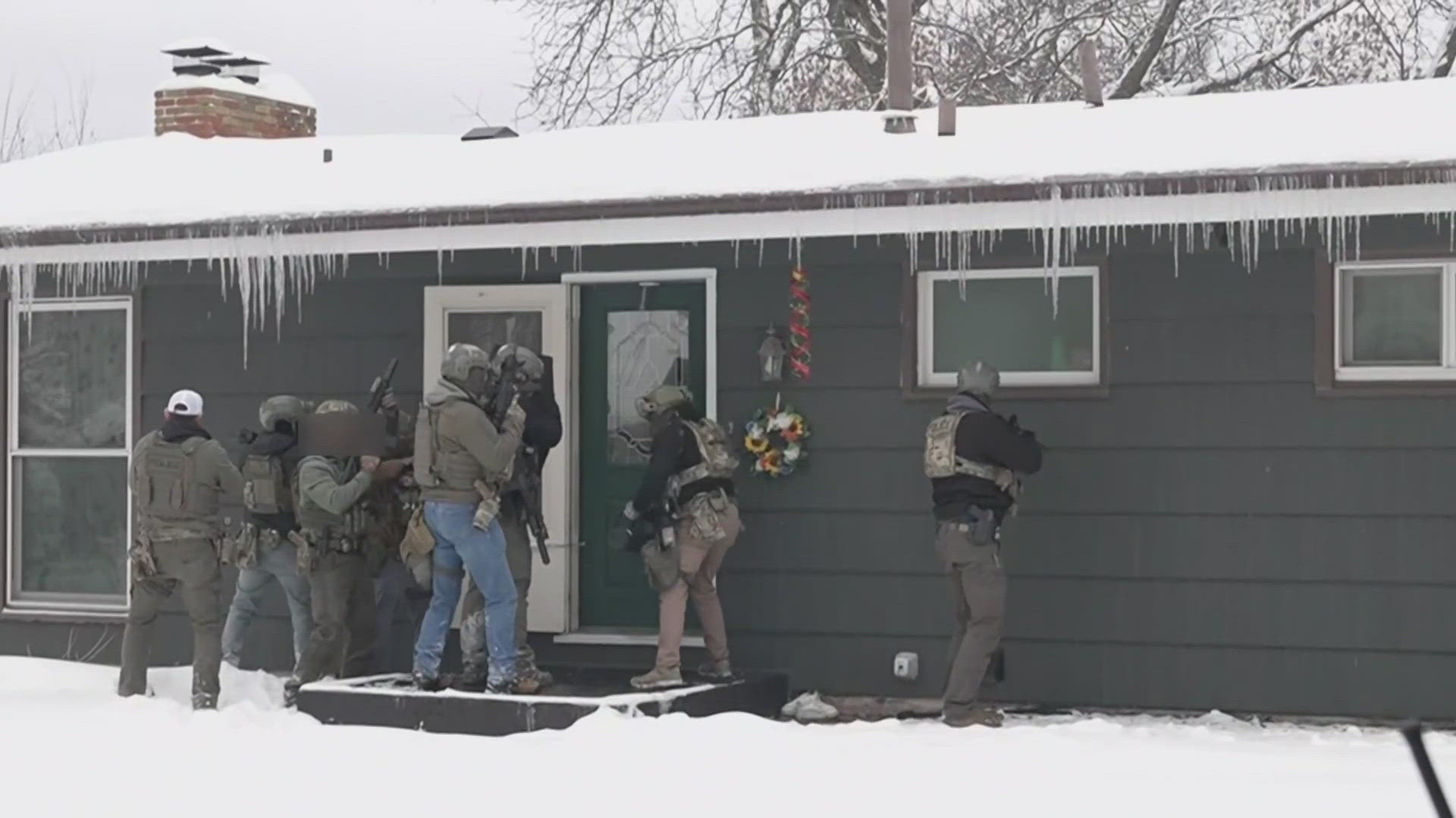 REPORT: ICE relying on secret memo to carry out raids | king5.com