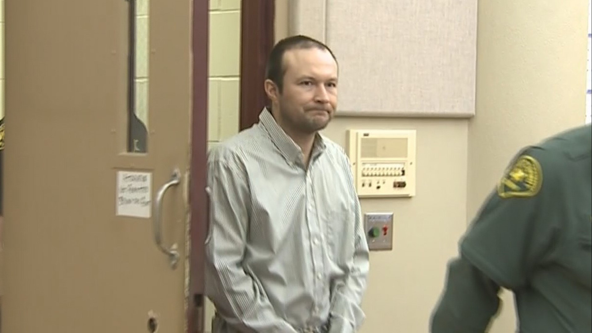 Three charged with attempted murder of Mount Vernon officer | king5.com