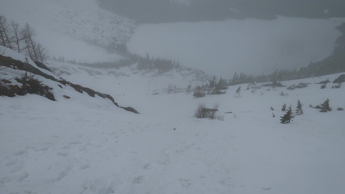 Above-average snowpack lingering in the Cascade Mountains, rangers say ...