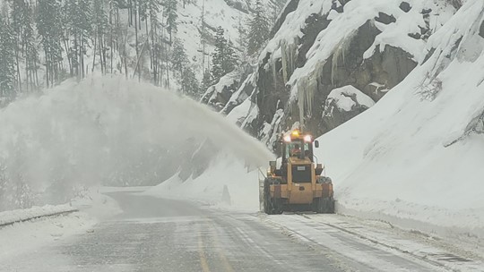 Are Snoqualmie and Stevens passes open? Here's how to check | king5.com
