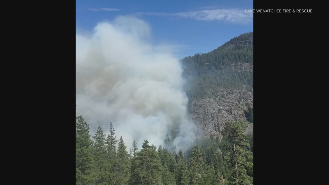 Two wildfires burn near Chelan on Fourth of July | king5.com
