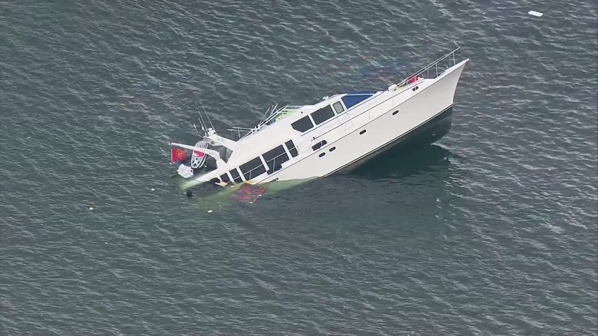 Salvage Crews Work To Pull Sinking Yacht From Hood Canal King5