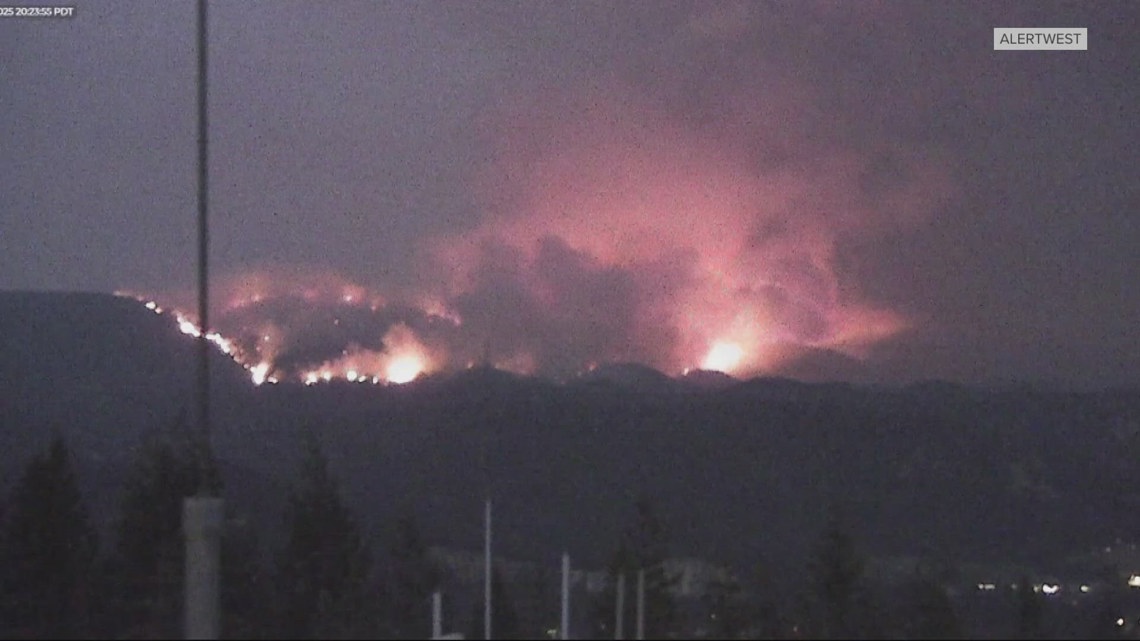 New wildfire spreading in Chelan County | king5.com