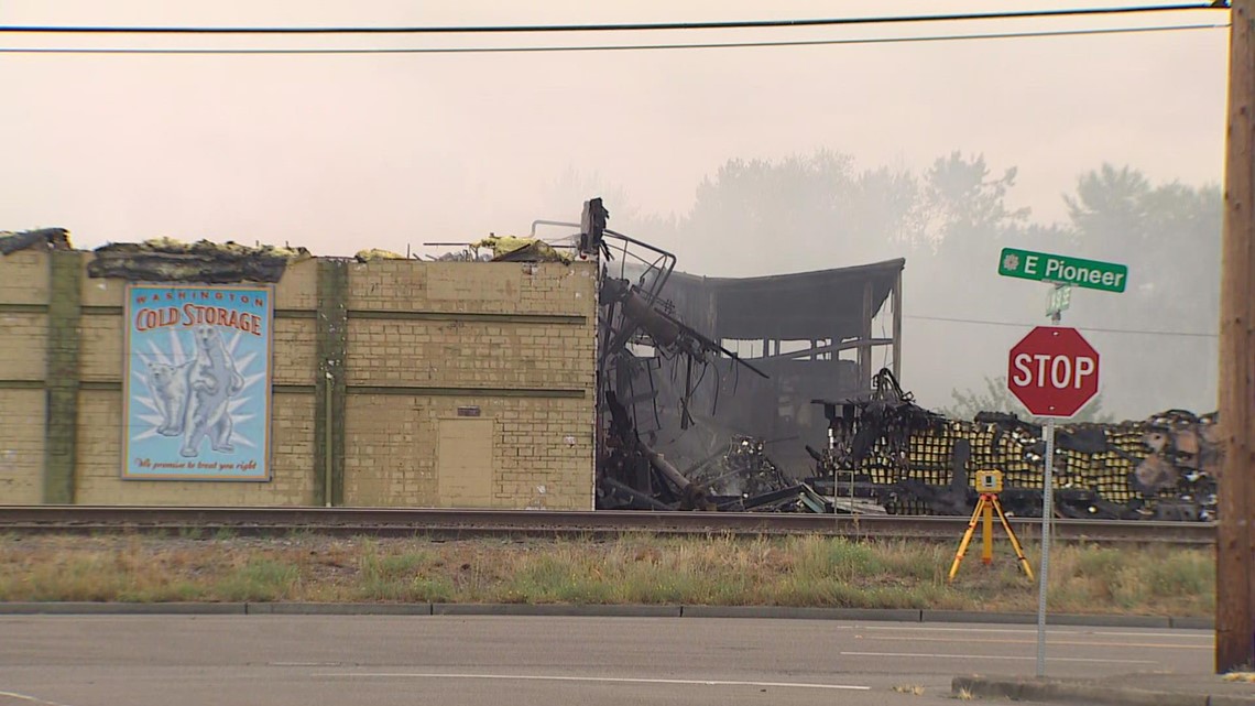 Puyallup fire still smoldering, shelter in place lifted | king5.com