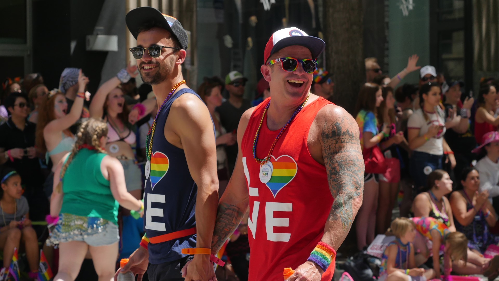 Pride Parade celebrates unity in downtown Seattle | king5.com