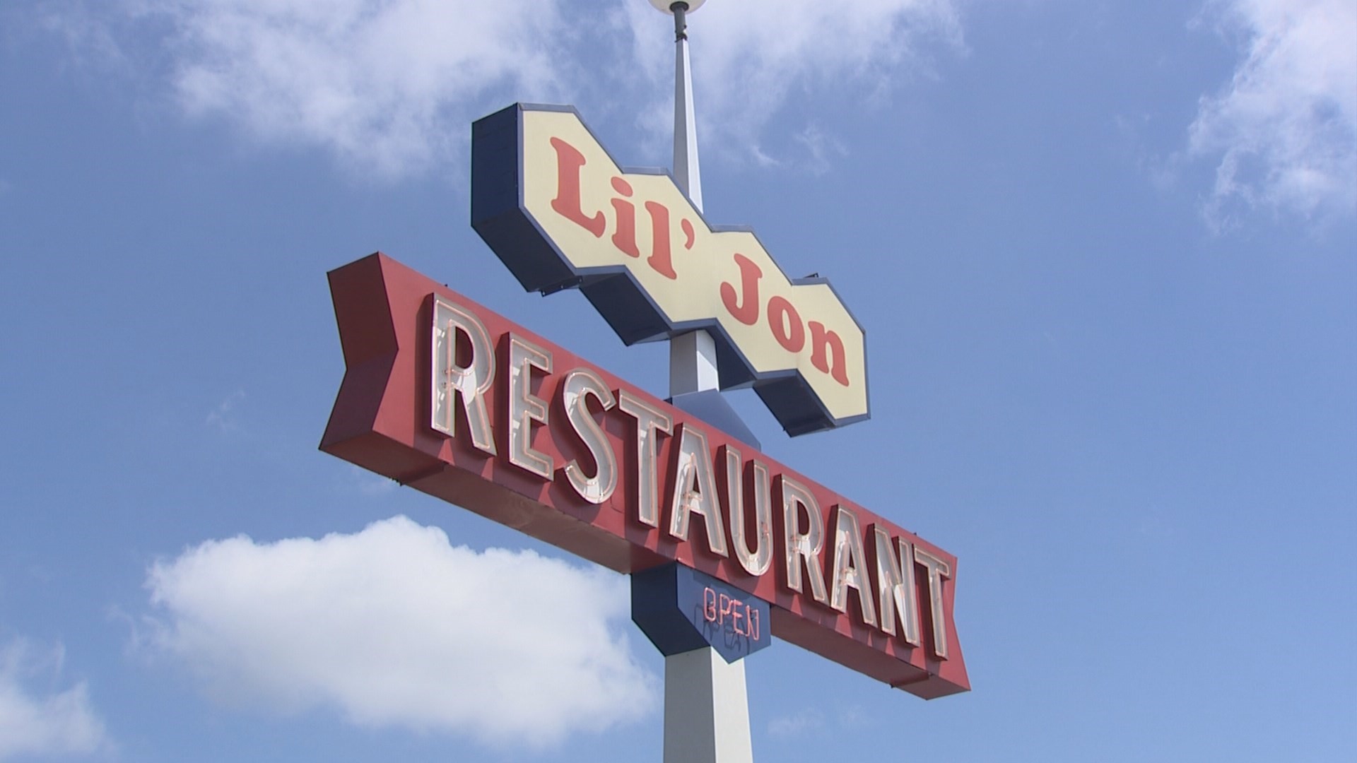 Eastside diner Lil’ Jon Restaurant celebrates 50 years | king5.com